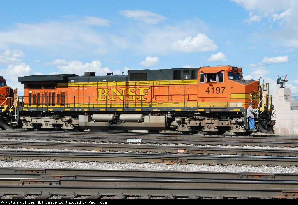 BNSF 4197